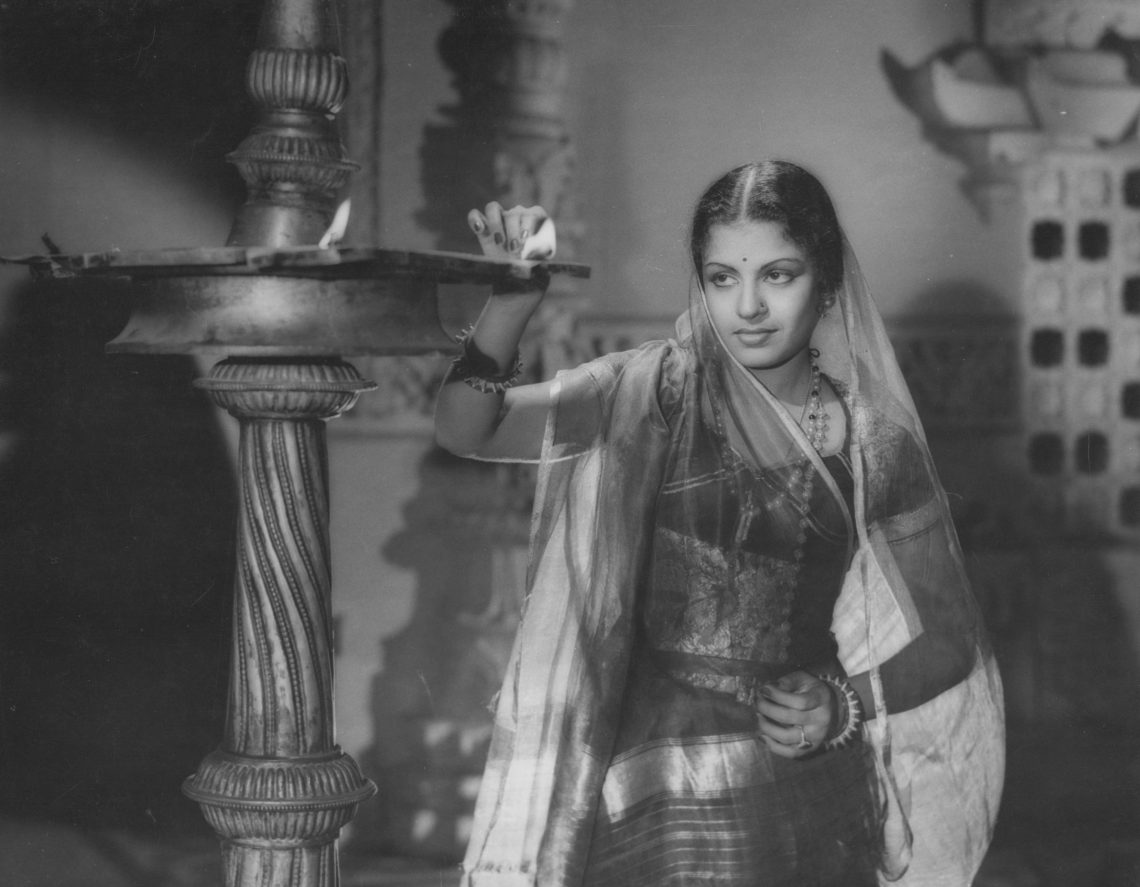 Ellis R Dungan - Upperstall.com